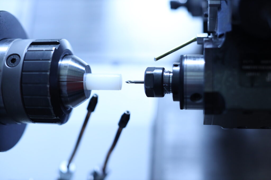 Custom Microfluidic Solutions for Lab & Industry | AMF