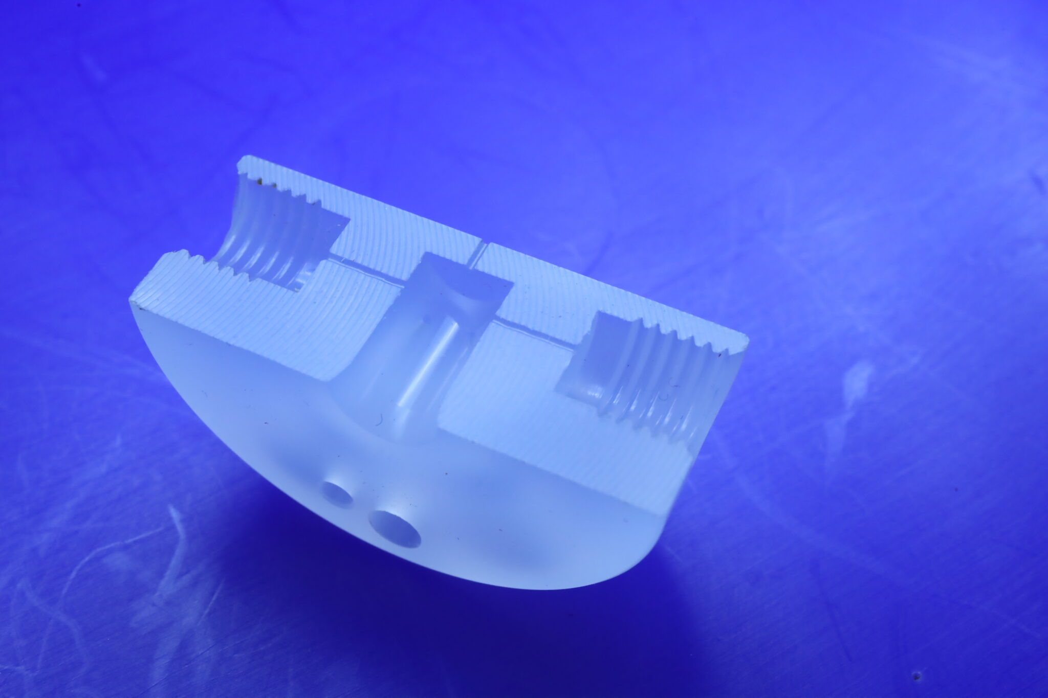 Custom Microfluidic Solutions for Lab & Industry | AMF